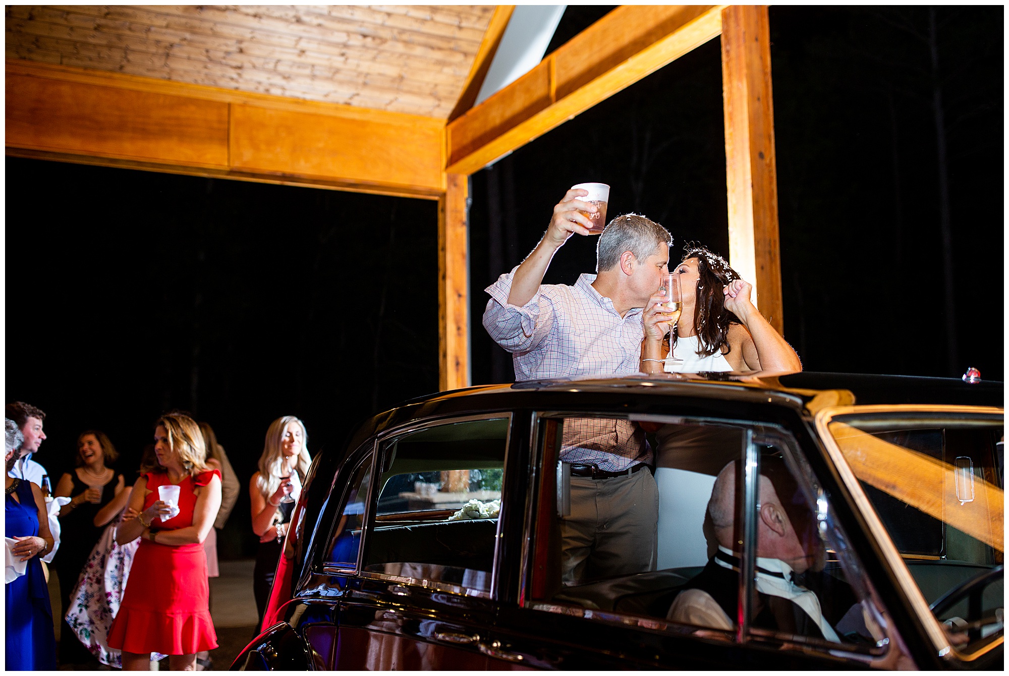 12 Tips To Keep Your Reception Bumpin' - Eleanor Stenner