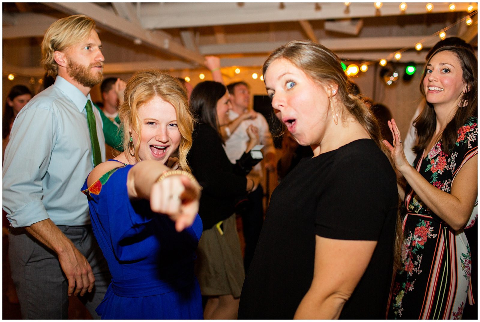 12 Tips To Keep Your Reception Bumpin' - Eleanor Stenner