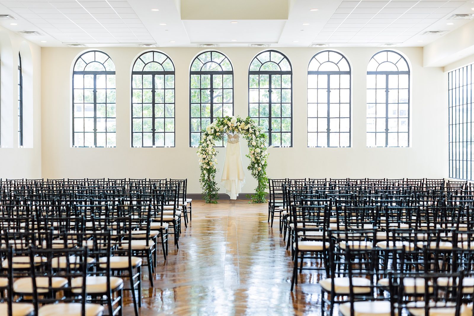 Thomas Jefferson Tower Wedding, Birmingham AL: The Iveys - Eleanor Stenner