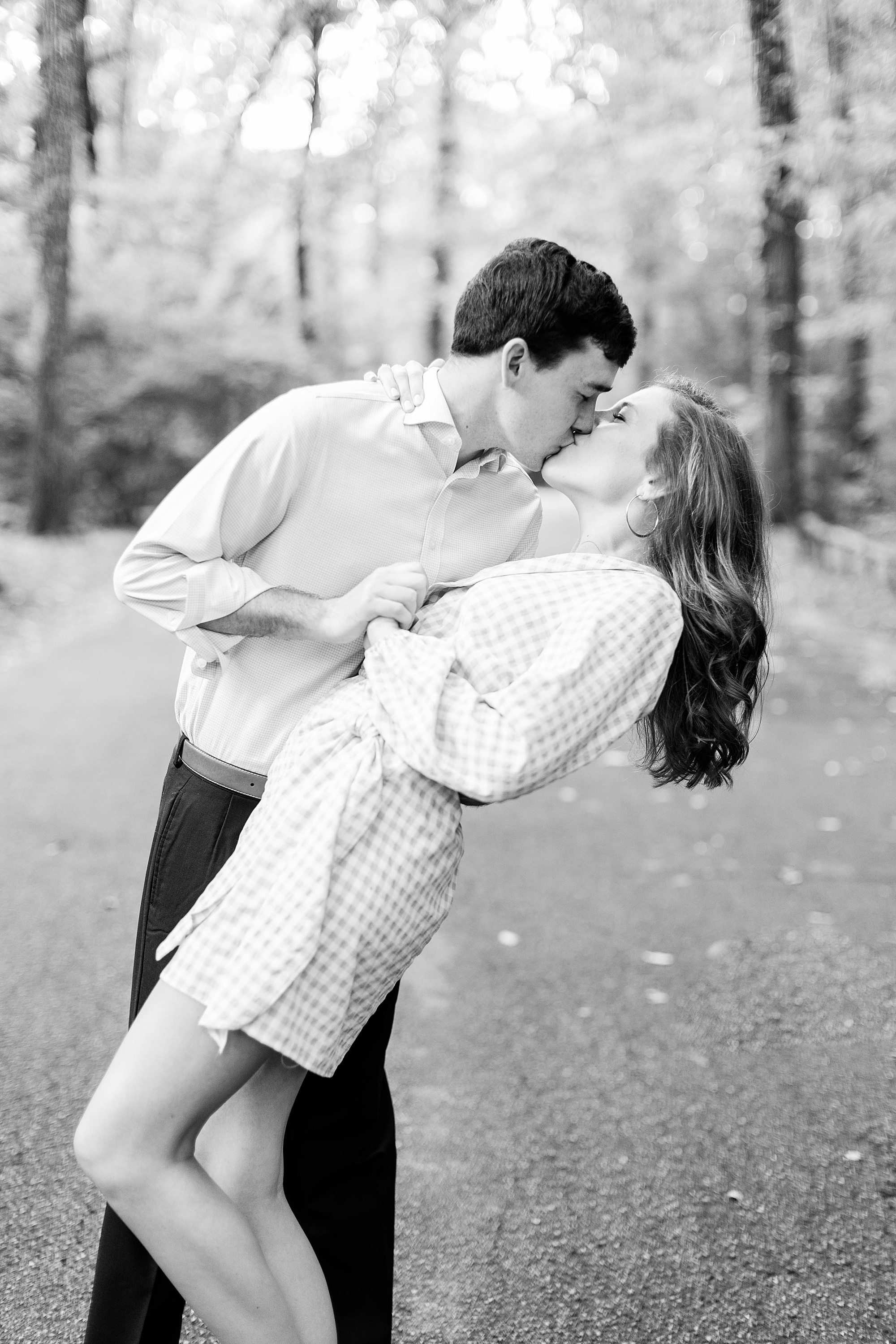 Kelly + Blake: Engagement on Crest Road, Birmingham, AL - Eleanor Stenner